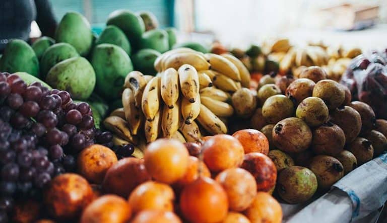 Average Weight of All Fruits and Vegetables (From A to Z)