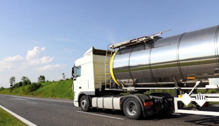 How Much Does a Truck Weigh? (All US Truck Classification Weights)