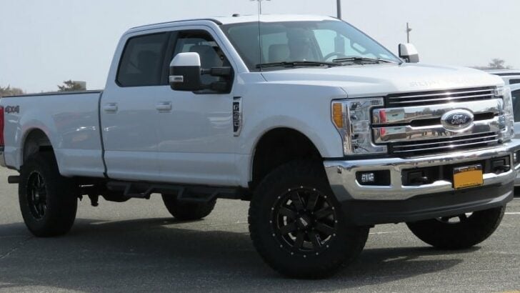 11 Cars That Weigh Around 3 Tons